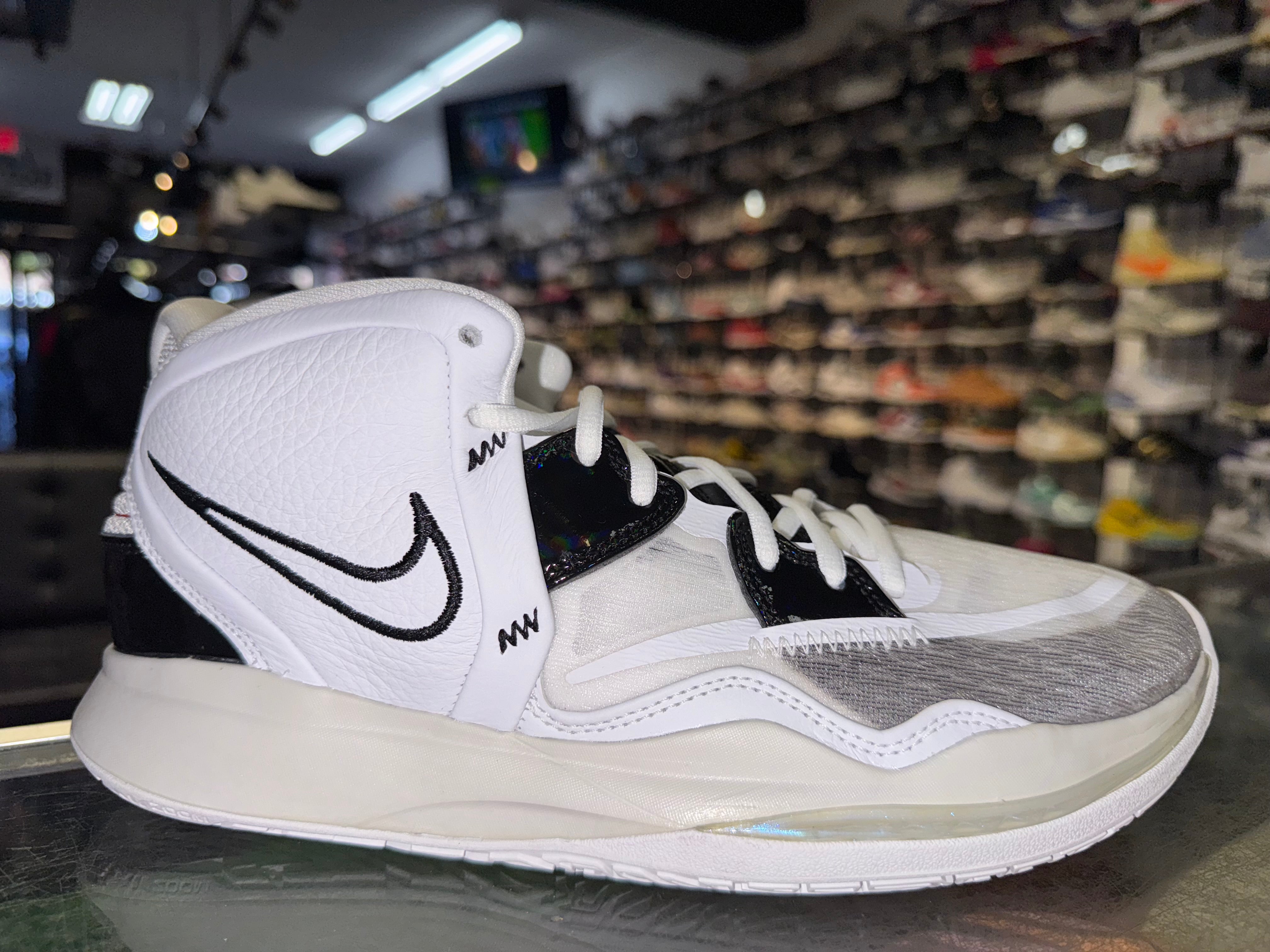 Size 9 Kyrie Infinity "Man Machine" Brand New – Direct Kicks